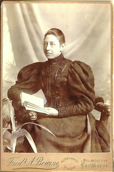 Gilbert Family History - Gilberts in Eastbourne in the 1900s